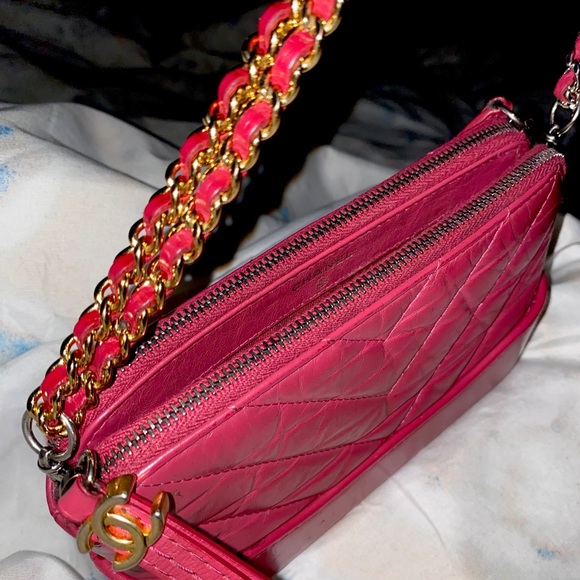 CHANEL | Bags | Mini Chanel Bag Worn A Few Times Good For Small Cards ...